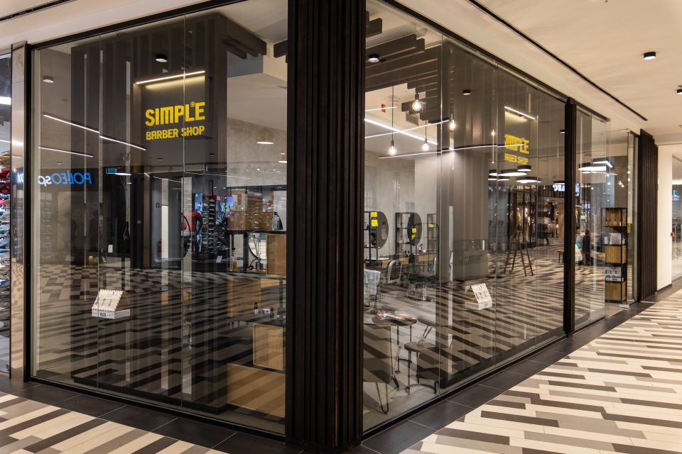 SIMPLE barber shop - Poslovalnice | Planet Koper